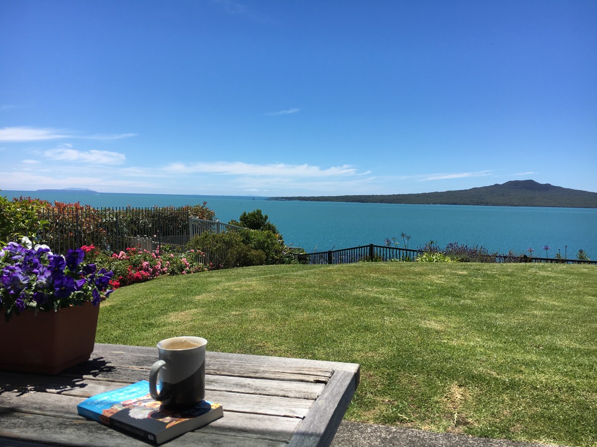 Where was the Koru Lounge – Smith's Journeys